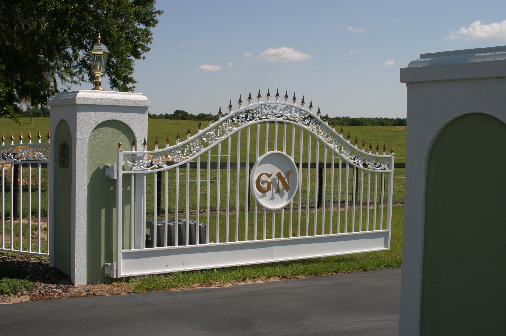 Gates and Entrances – Double R Manufacturing