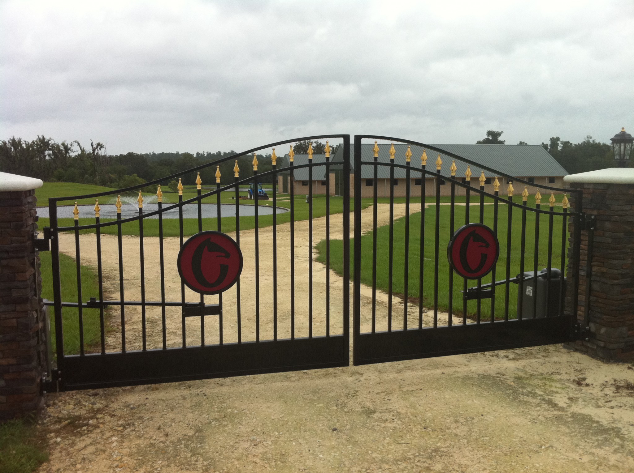Gates and Entrances – Double R Manufacturing