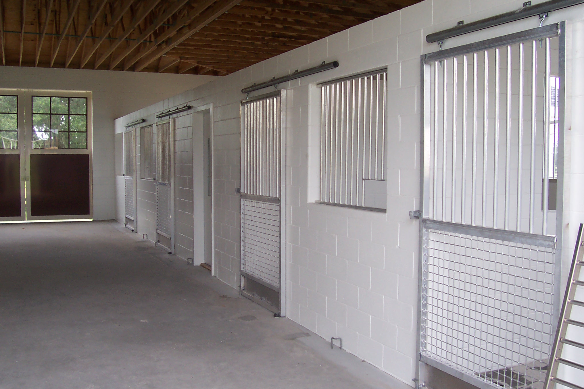 Stall-Window Bars – Double R Manufacturing